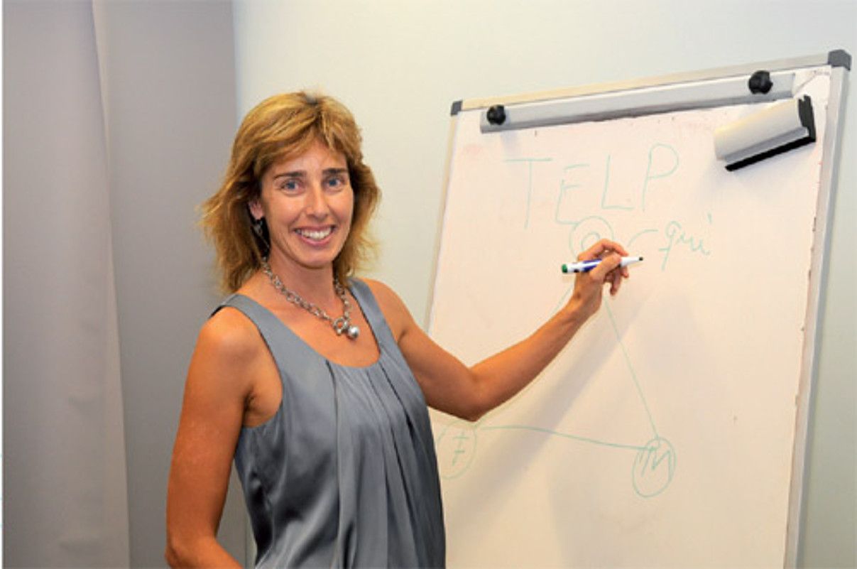 «Semaforoa berdean badago, euskaraz egin; gorrian edo horian badago ...