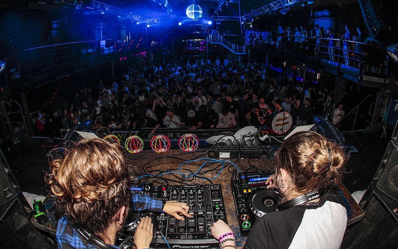 Diskoari buelta ematen hasiak