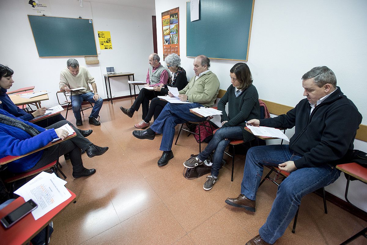 Langabezian direnei doako euskara eskolak eskaintzen hasi dira Lanbide eta HABE