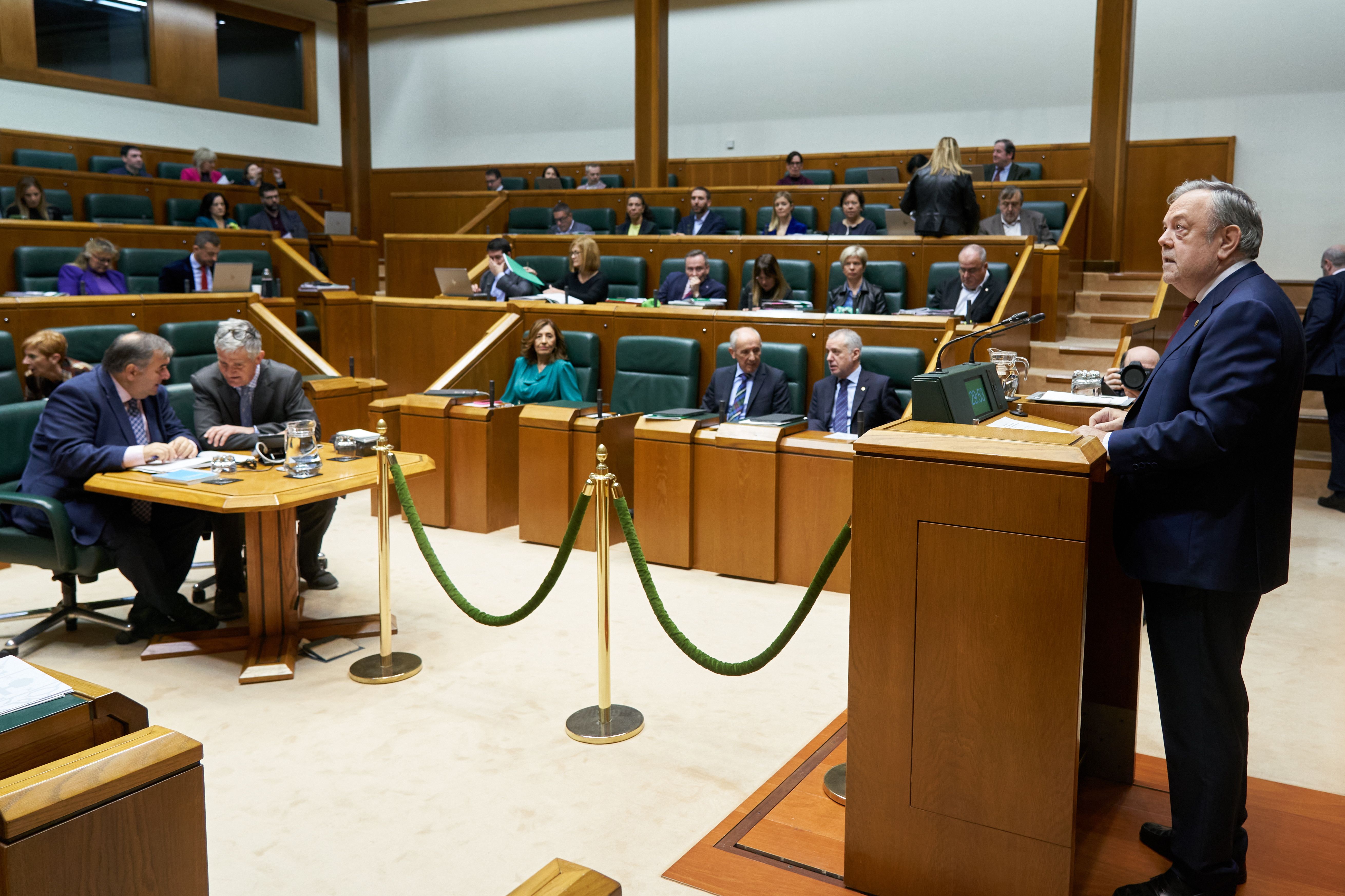 Gobernuko alderdiek atzera bota dituzte aurrekontuei jarritako osoko ...