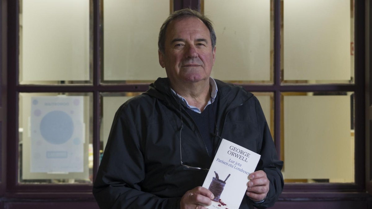 George Orwellen lehen nobela euskaratu du Rafa Santxitz-Muxikak