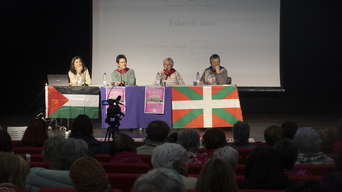 Adineko emakumeen aurkako indarkeria prebenitzeko baliabideak eskatu ...