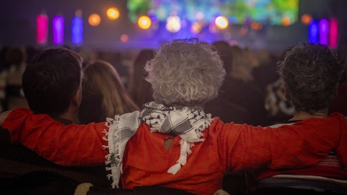 Oldarraldiaren aurka guztiak bat